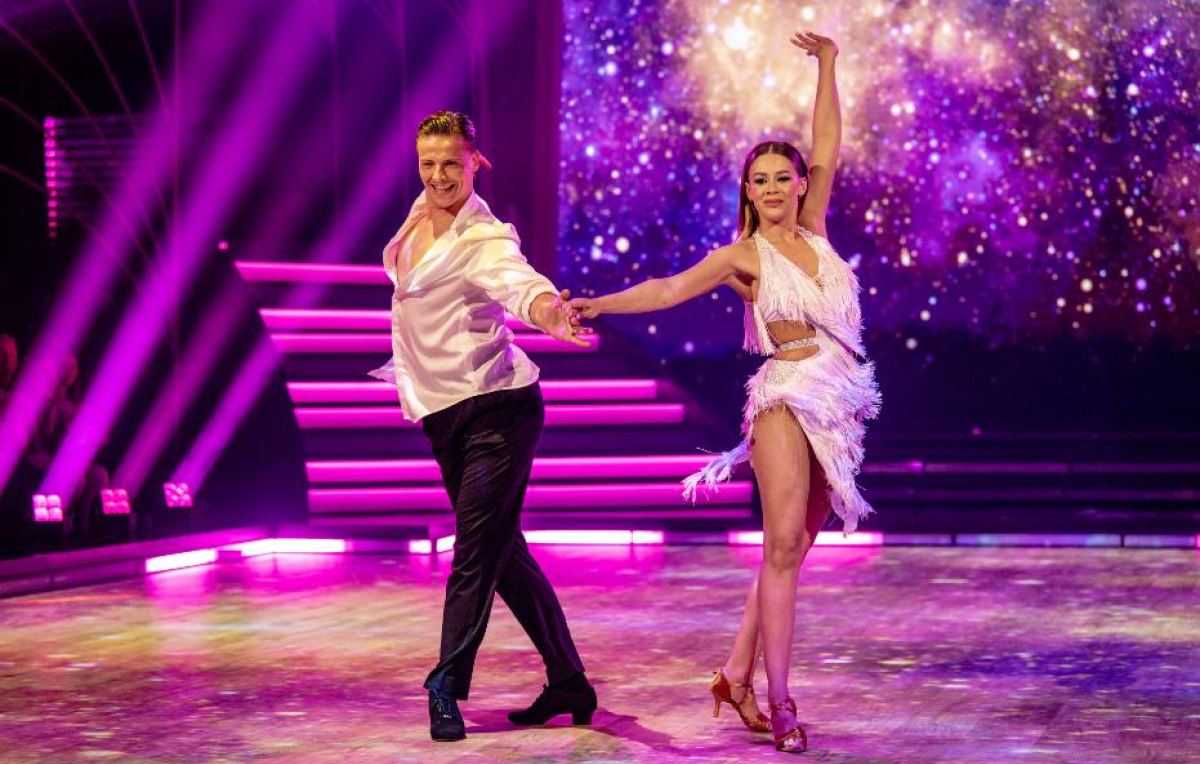 Spanning in Dancing with the Stars stijgt: Shania en Jesse stelen de show achter de schermen ...